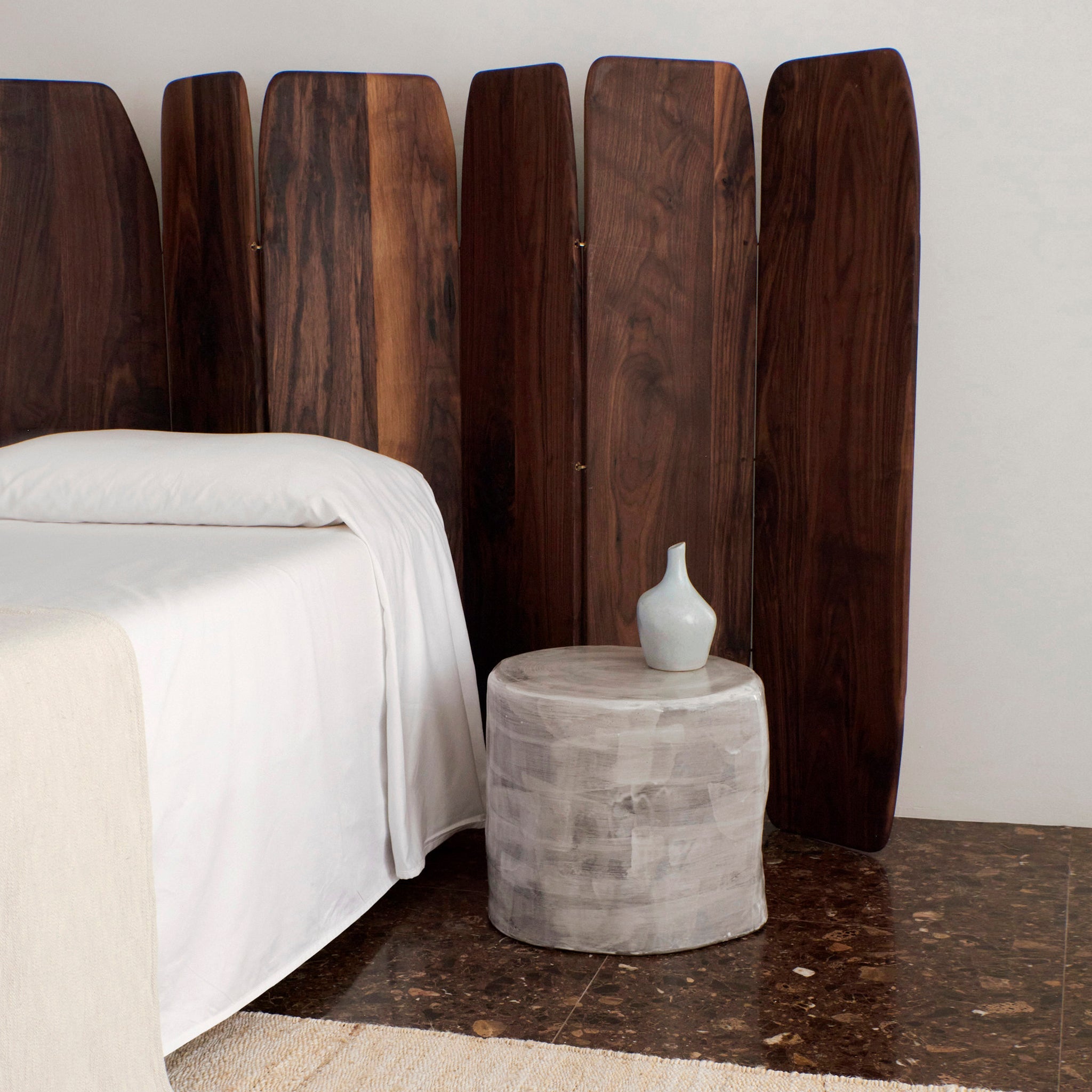 Ceramic Side Table – Forom