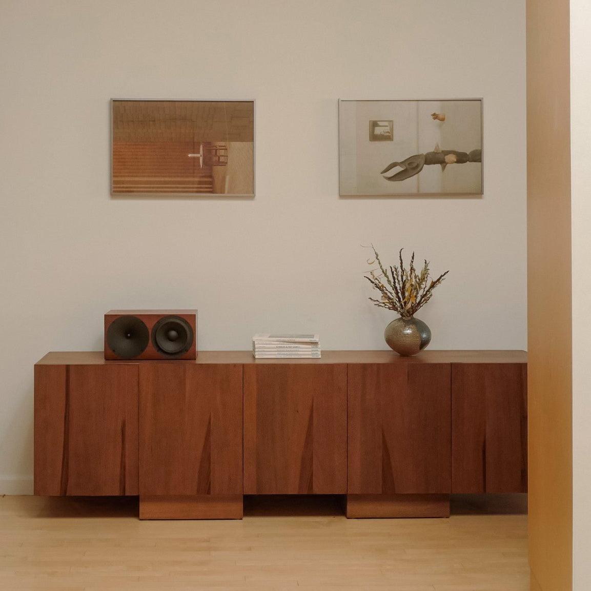 Wolo Media Cabinet – Forom