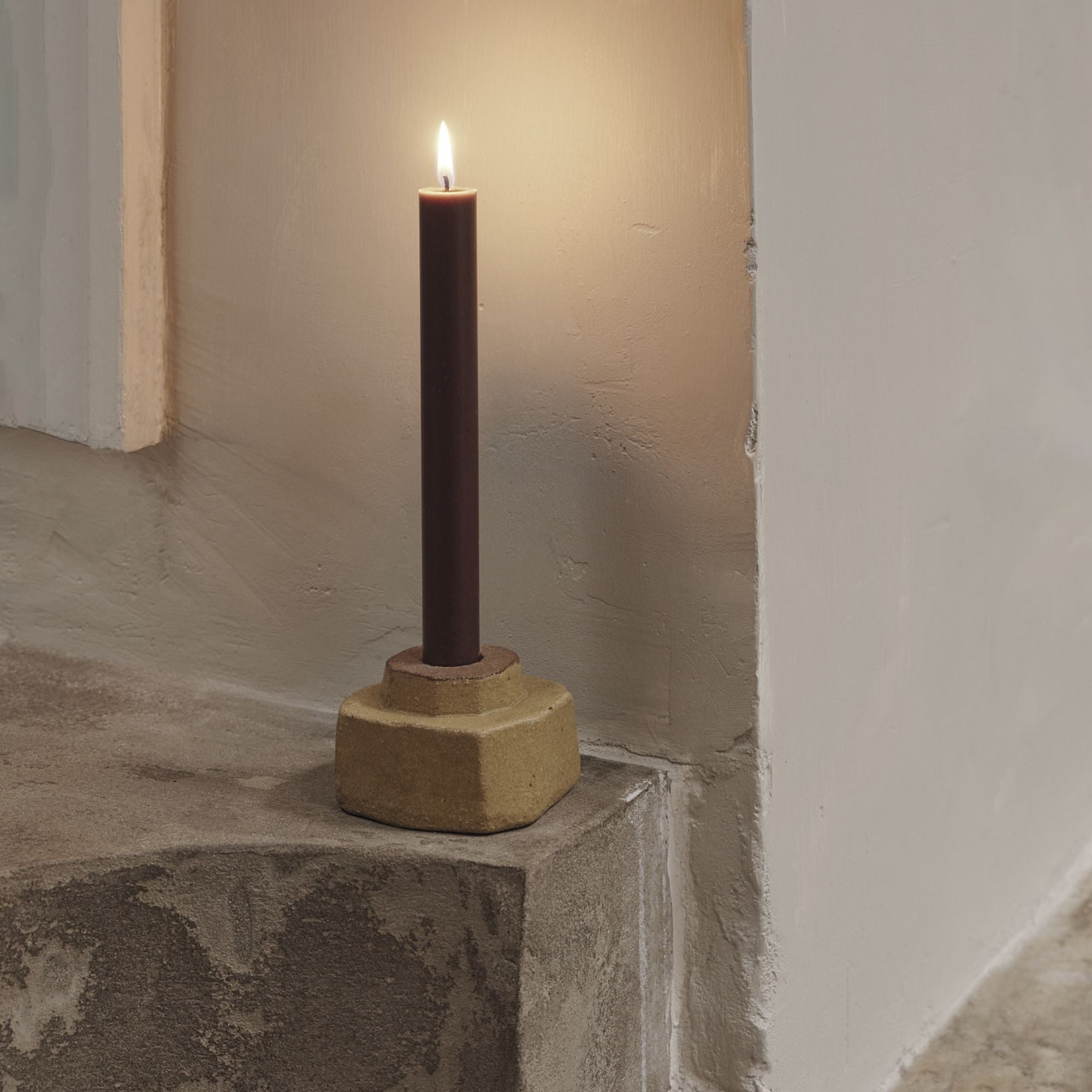 Kurinu Candle Holder – Forom