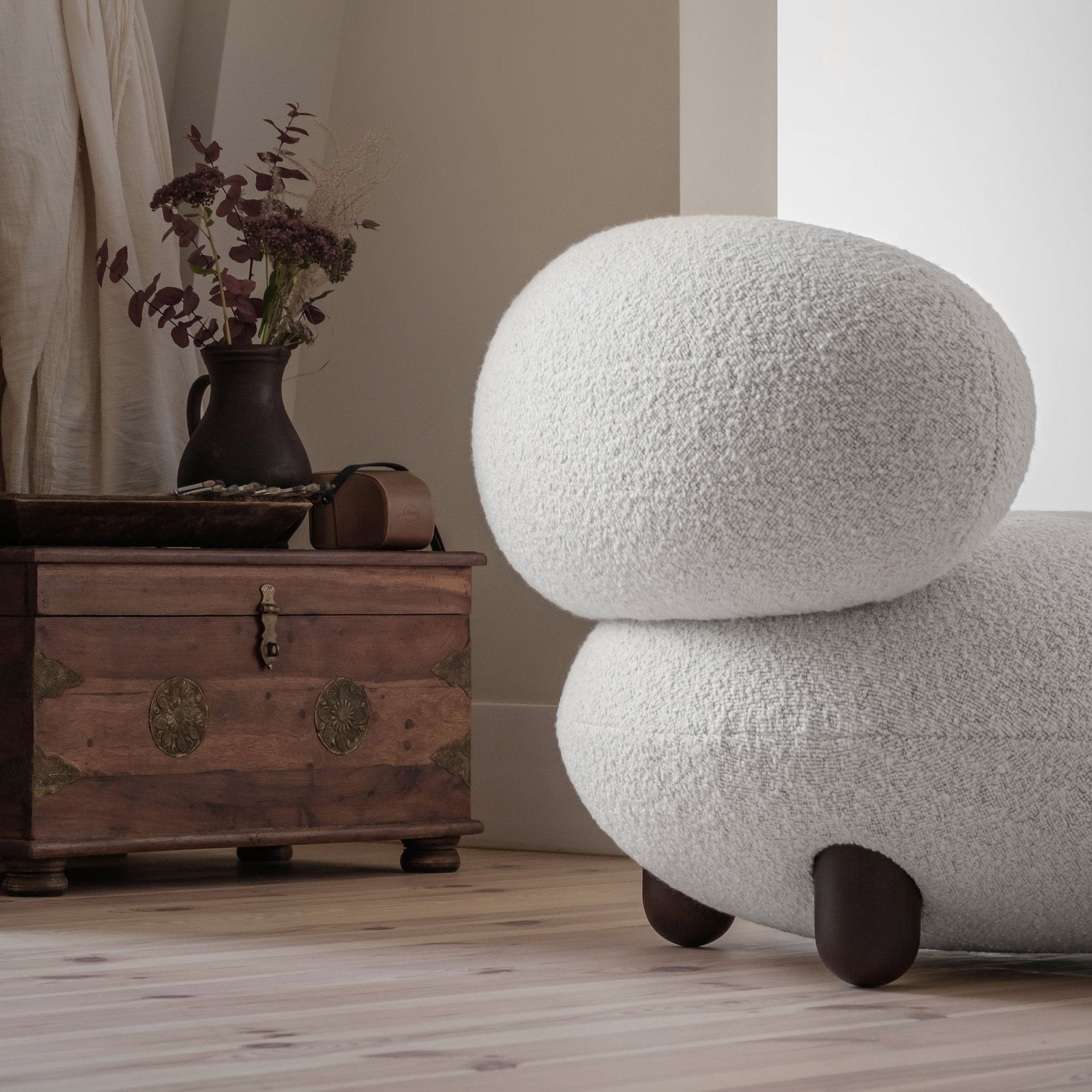 Flock Lounge Chair – Forom