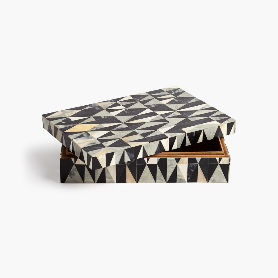 Brass Diamond Box – Forom