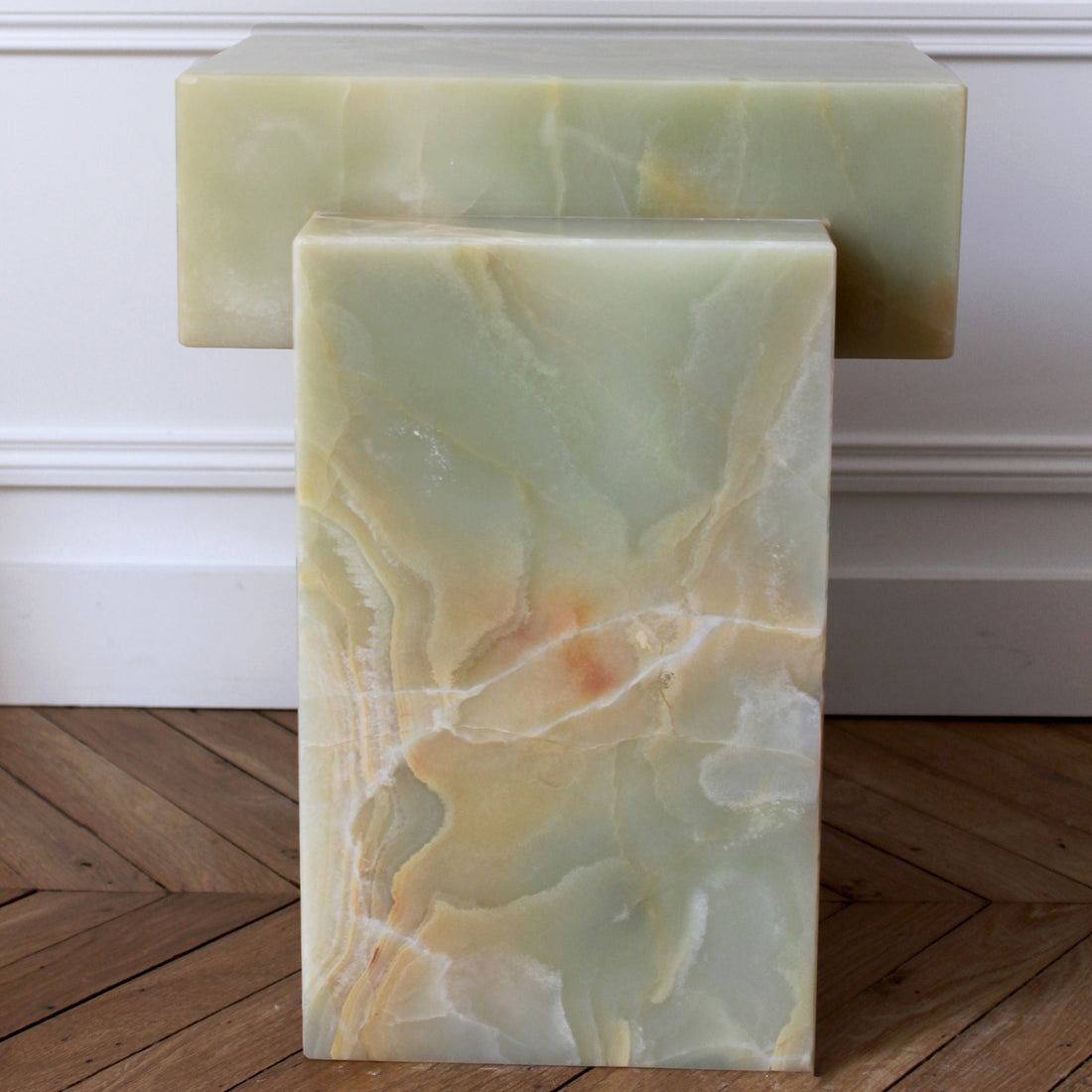 Gaia Green Onyx Table